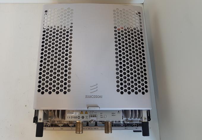 Ericsson KRC 161 262/2 R1H RRU LTE RRUS 12 B8 KRC161262/2 RRUS12B8