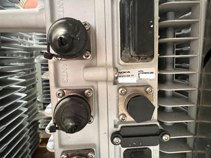 NOKIA AZQL 475130A AirScale RRH 8T8R n78 320W AZQL 475130A 3480 to 3700 ...